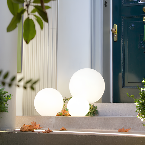 Solar Spherical Garden Light – Misterlamp Melbourne